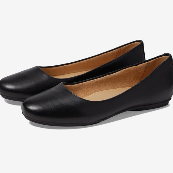 Naturalizer | Shoes | New Naturalizer Maxwell Leather Ballet Flats In ...